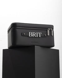 Vanity Case in Black/Gunmetal with Personalised Hardware – St. Oddity